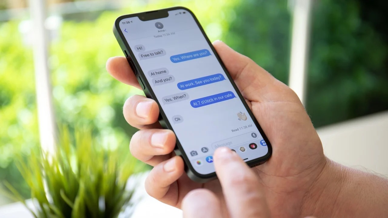 How To Get To The Beginning Of A Text Conversation On IPhone 12 How To Get To The Beginning Of A Text Conversation On IPhone 12
